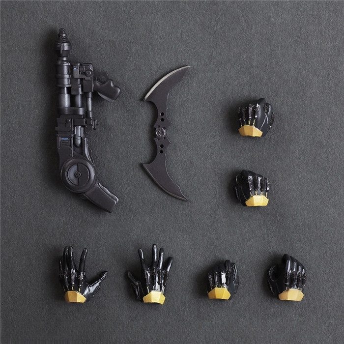 PlayArts Arkham Knight Batwoman