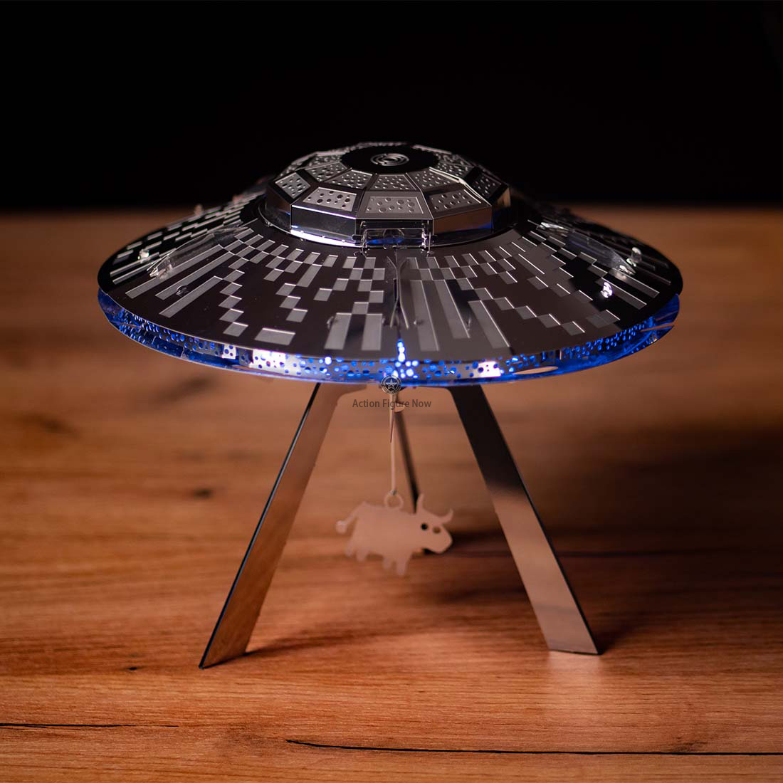 Alien Spaceship Metal Model: DIY Assembly Kits