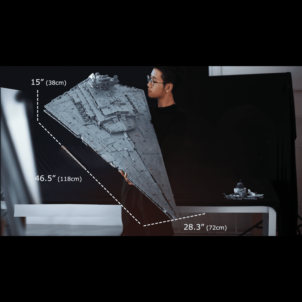 ActionFigureNow 13135 | 11,885-piece Monarch Imperial Star Destroyer ...